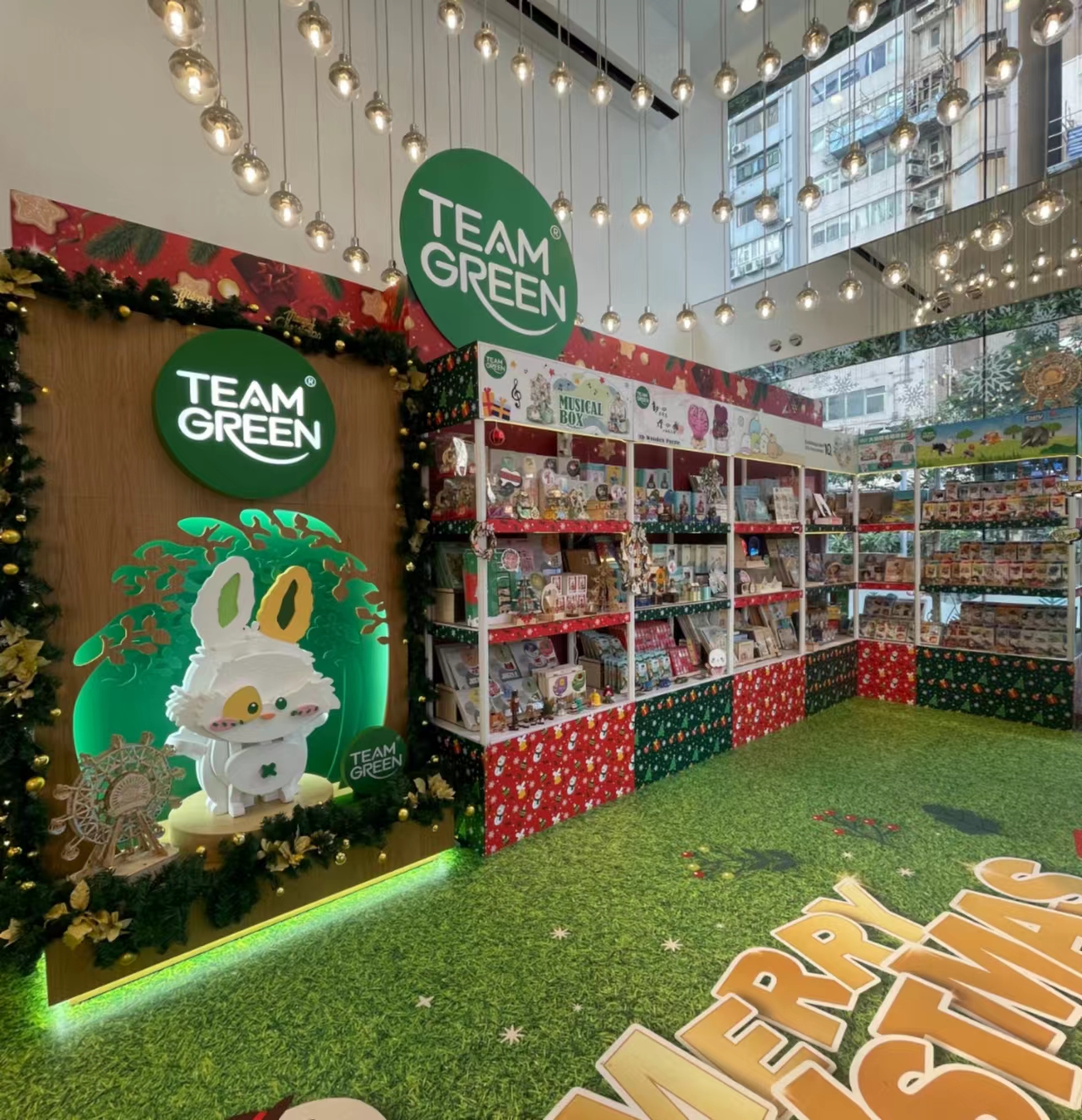 TEAM GREEN POP UP STORE | Gala Place